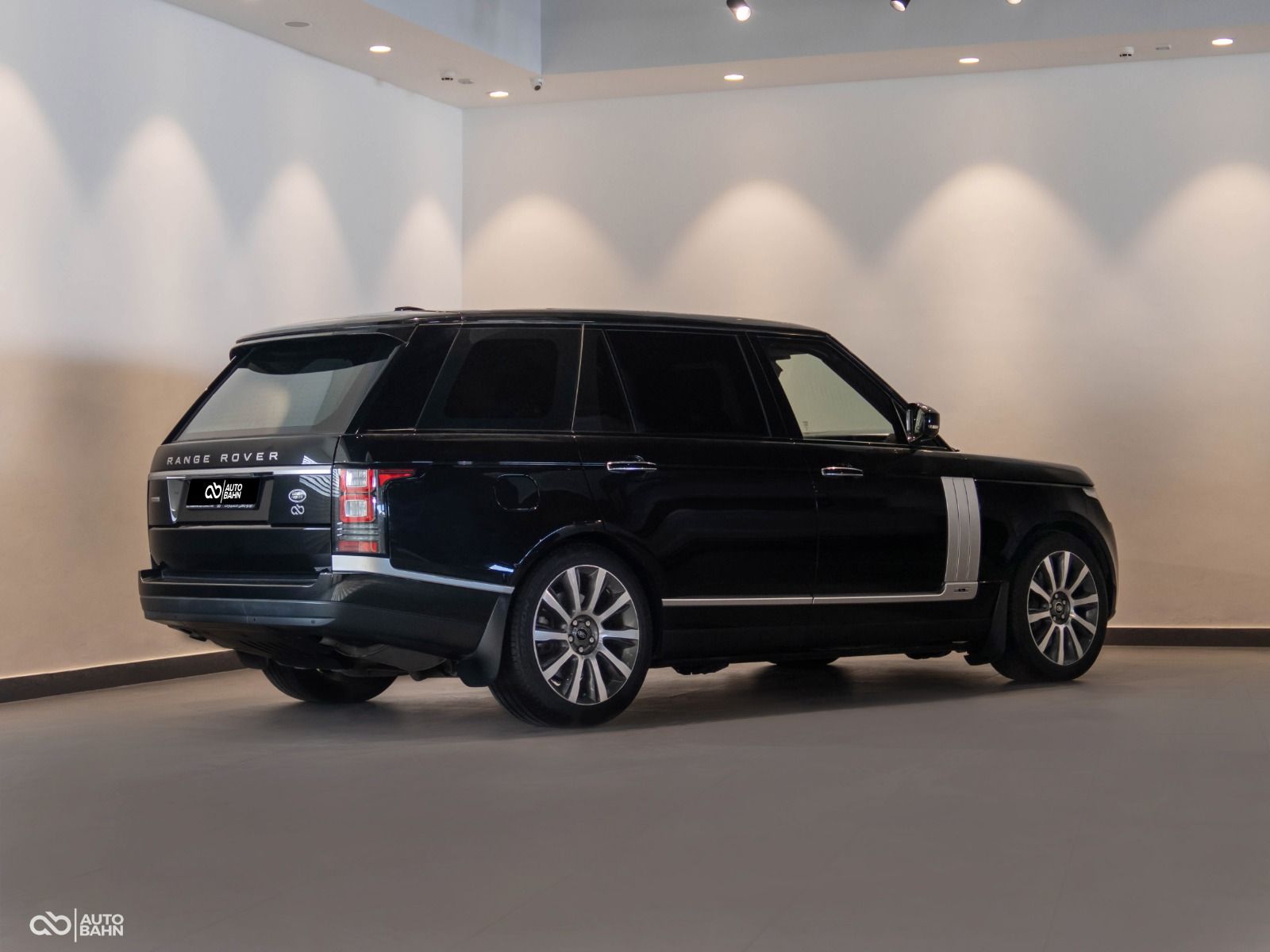 2015 Range Rover Vogue Autobiography - 10612 | Autobahn Automotive